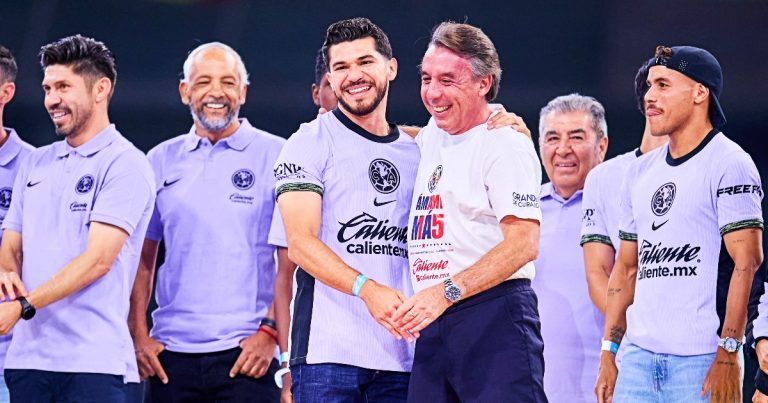 Emilio Azcárraga iguala los 8 títulos de su papá con América
