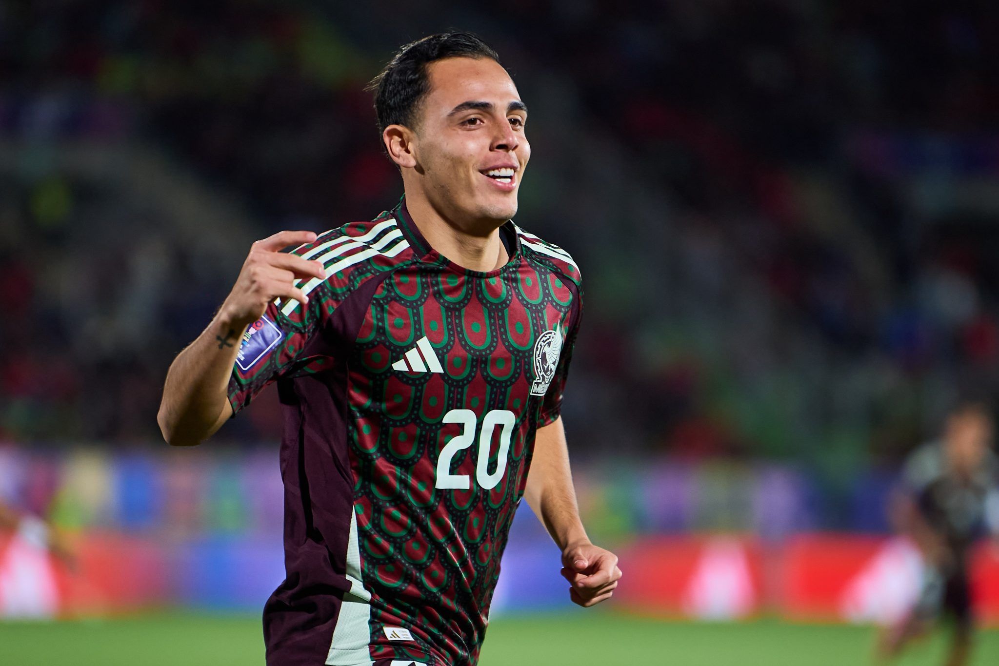 Europa los mira: el renacer del sueño mexicano con Gilberto Mora, Hugo ...